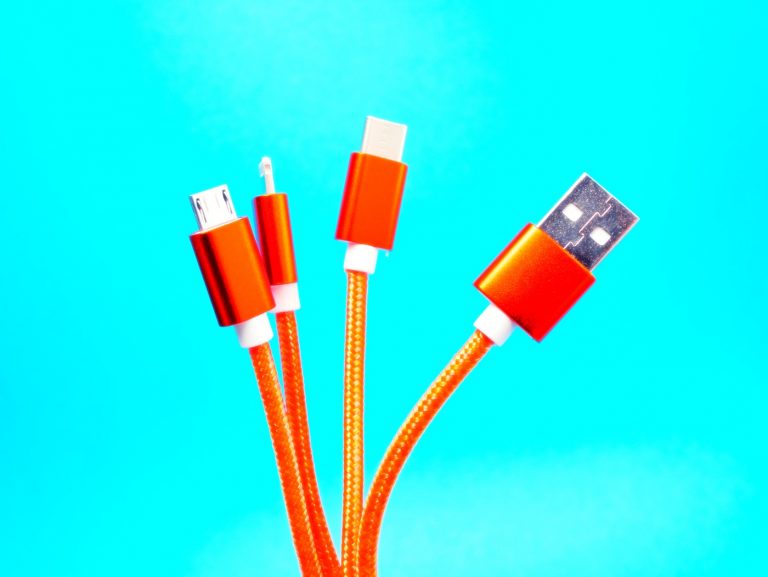 USB Port Types and Speeds Compared | 2023